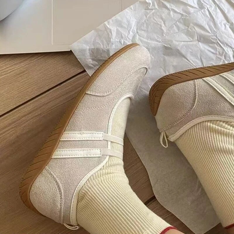 Кроссовки Women's shoes