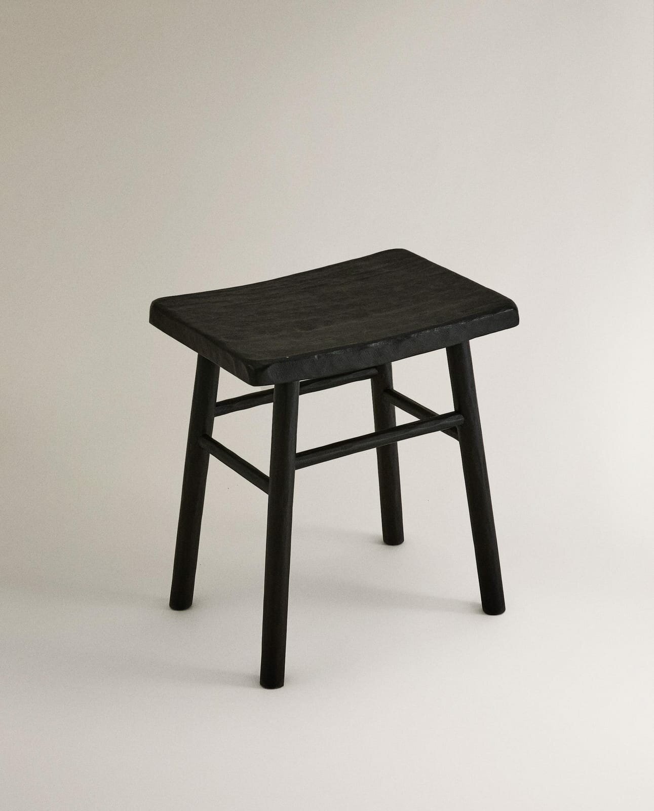 Табурет ZARA HOME молоткованный, коричневый, 43x27x37.5 см 3564/073/716-99