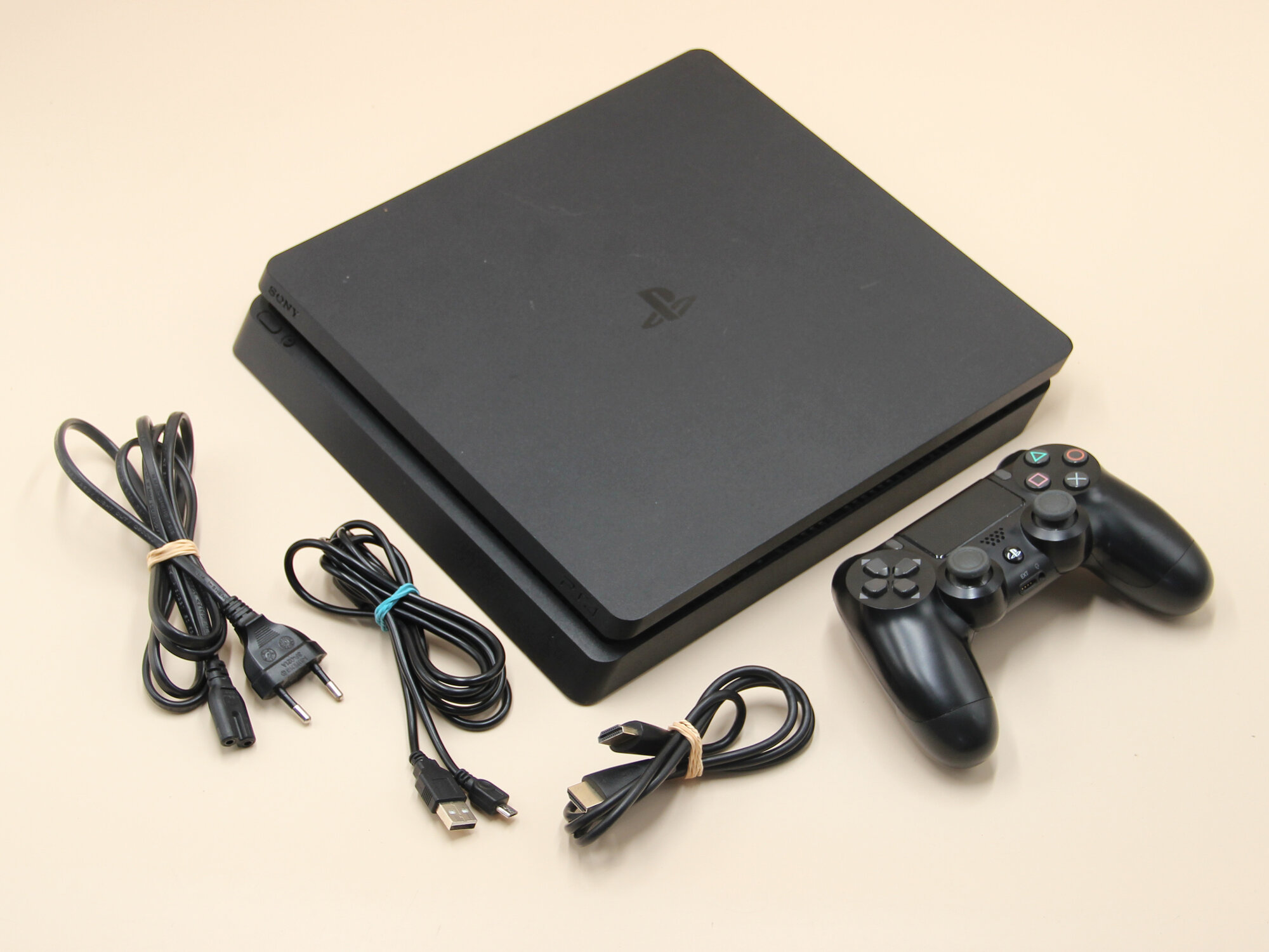 Игровая приставка Sony PlayStation 4 Slim 1 Tb (CUH 22XX)
