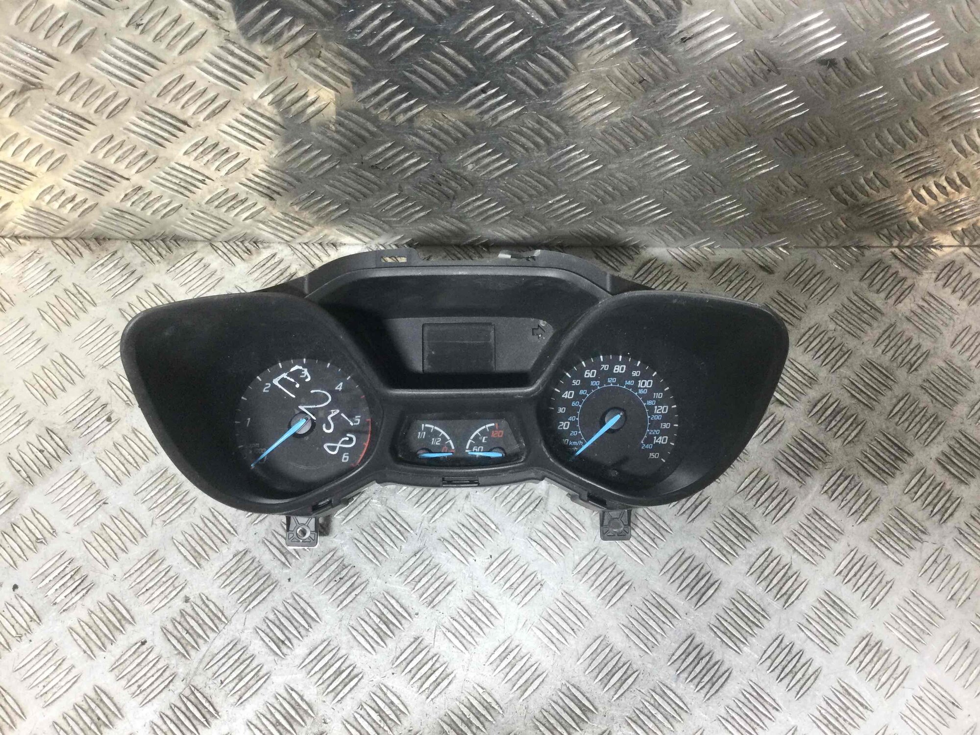 Б/У Щиток приборов (приборная панель) Ford Transit Connect 2 поколение (2012-2018) 2014 г.