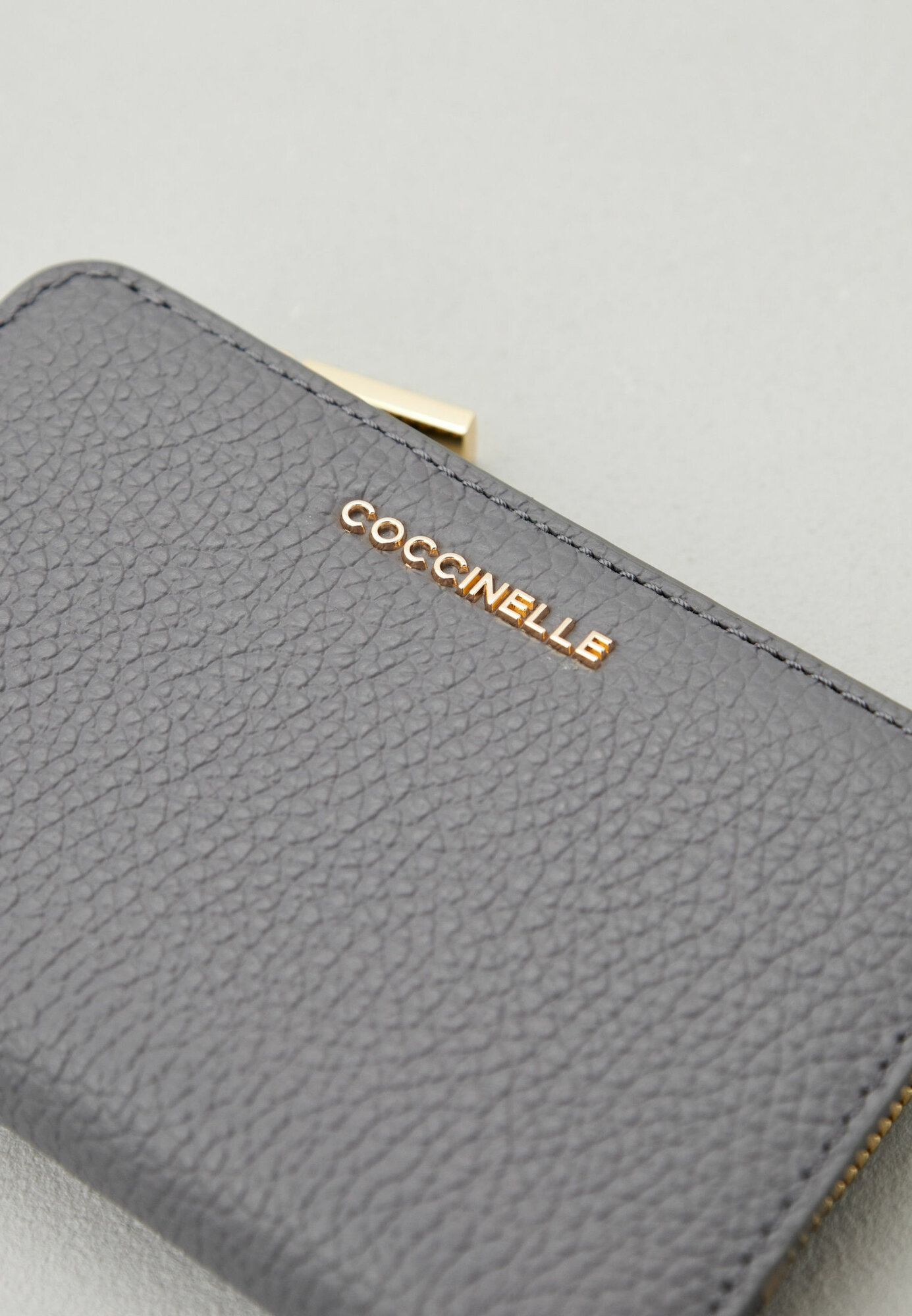 Кошелек COCCINELLE, серый — фото 1