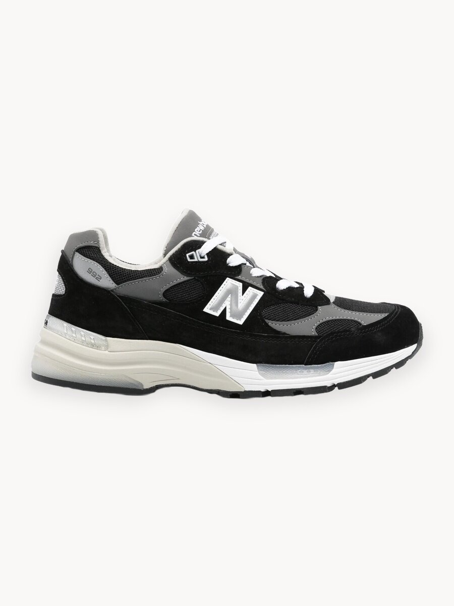 Кроссовки New Balance Air Jordan WMNS 11 Retro, размер 12,5 US, черный