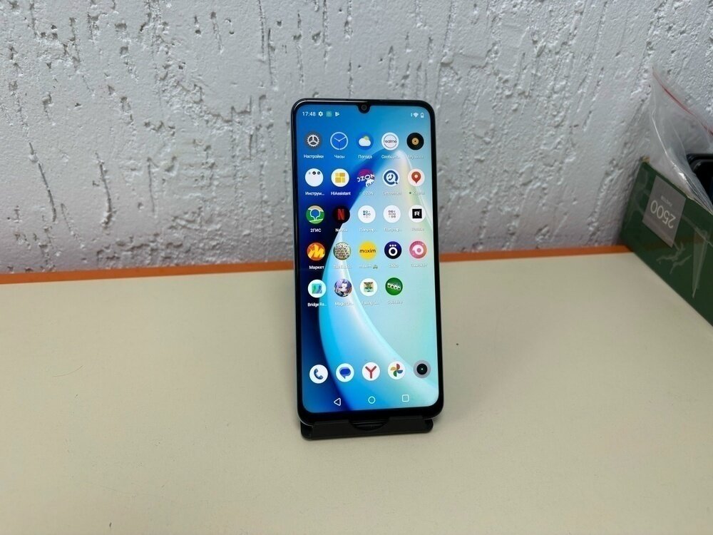 Смартфон realme Note 50 4/128 ГБ RU, Dual nano SIM, небесно-голубой, б/у, уценка