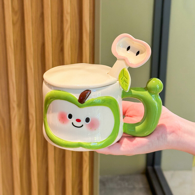 Симпатичная керамическая кружка с ручной росписью в виде яблока, с крышкой и ложкой, подходит для мужчин и женщин, офисная кофейная кружка, подарок на день рождения.