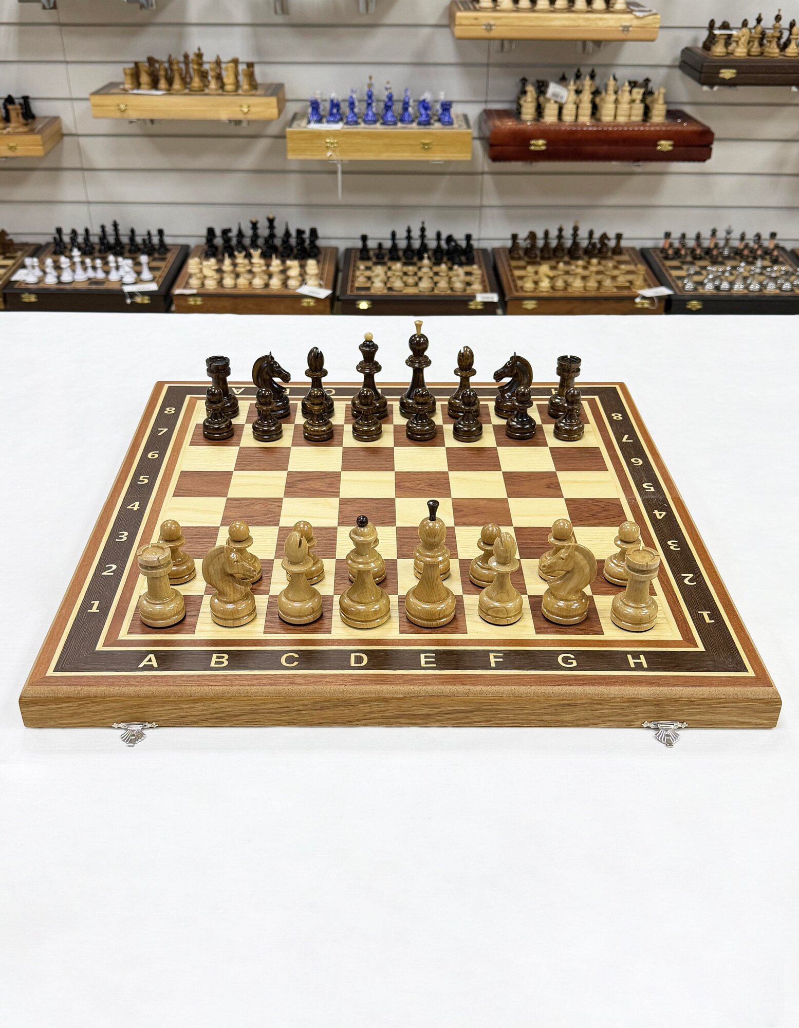 Шахматы подарочные красное дерево c фигурами Премиальные люкс большие