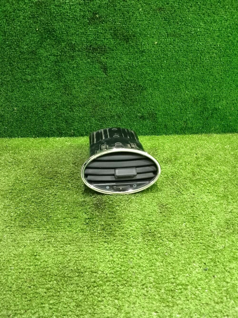 Дефлектор воздуховод Ford Focus II Б/У с пробегом