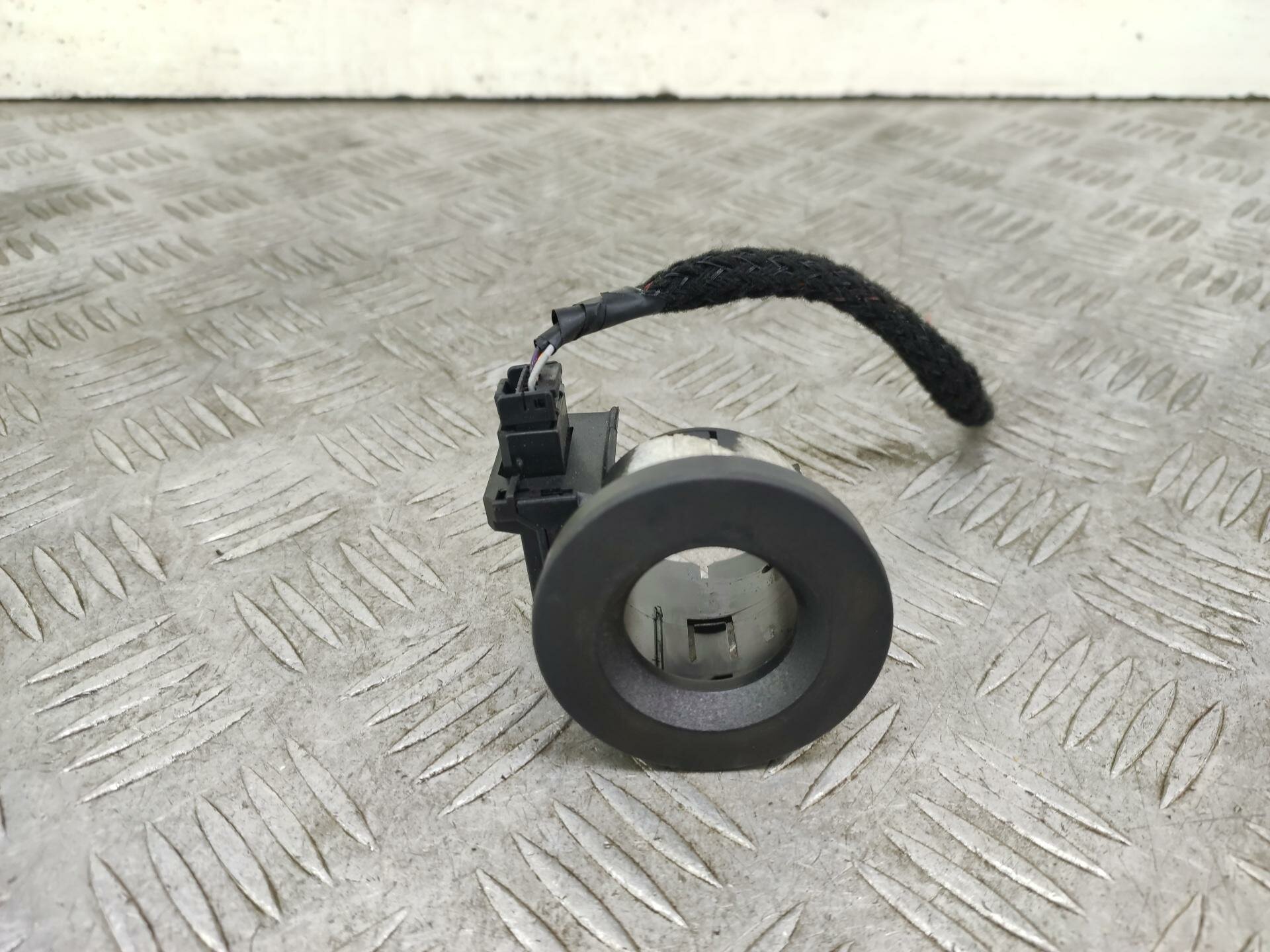 Антенна сигнализации / иммобилайзера Renault Scenic рест. 2002 7700425327