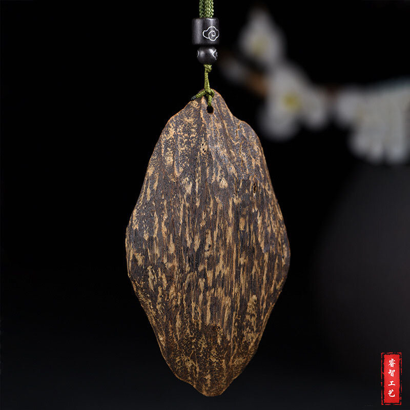 Натуральный резной агаровый деревянный кулон ручной работы с сильным лечебным ароматом