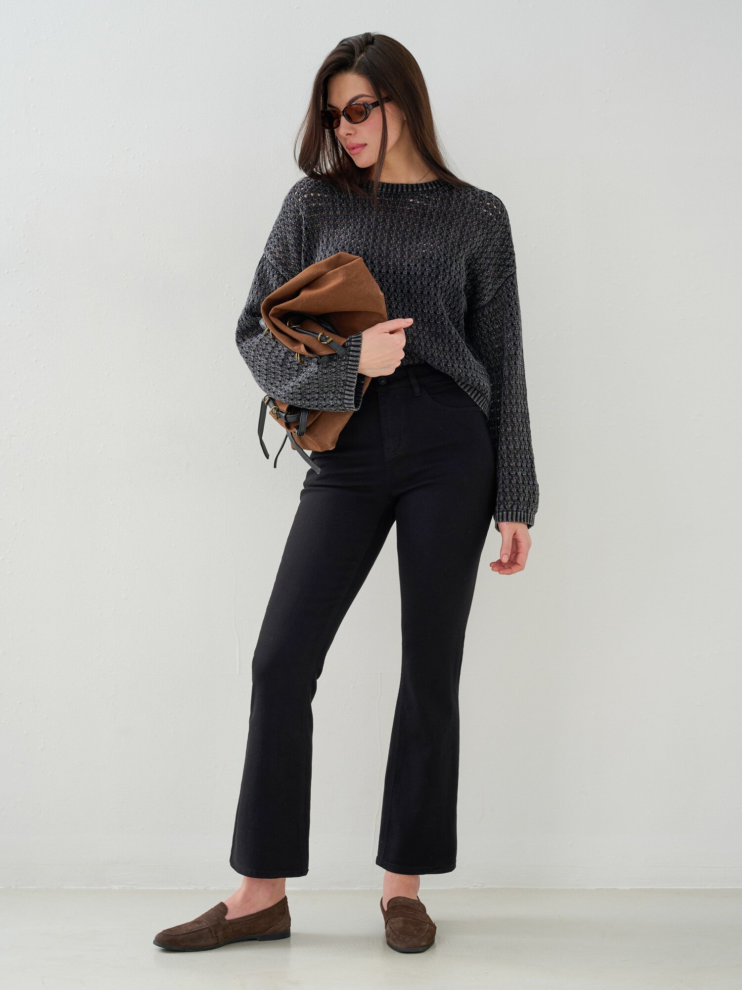 Джинсы клеш 