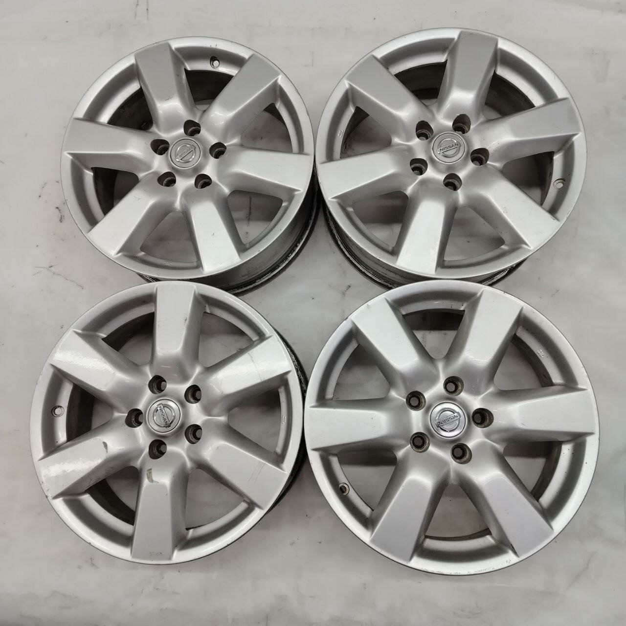Колесные диски Nissan 17x6.5 PCD 5x114.3 D66.1 ET45 (оригинал)