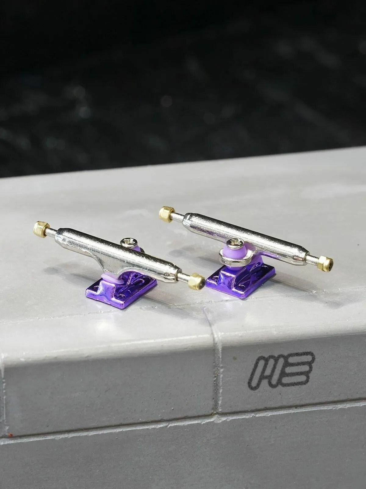 Подвески для фингерборда MSS Pro 2.0 inverted 32 мм silver/purple