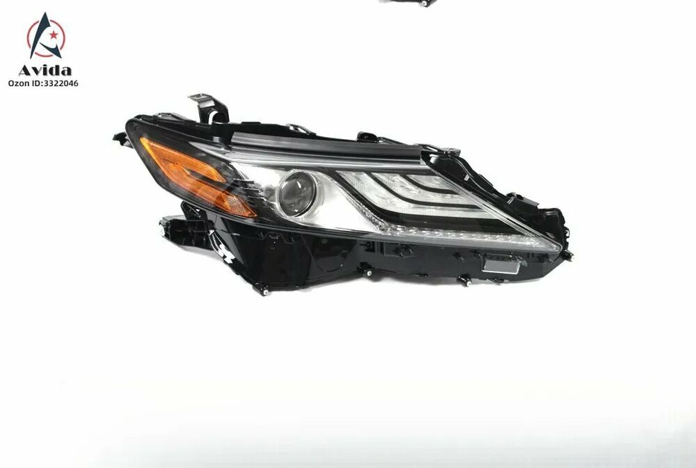 Toyota Фары автомобильные, 2 шт, арт. 81150-06G30