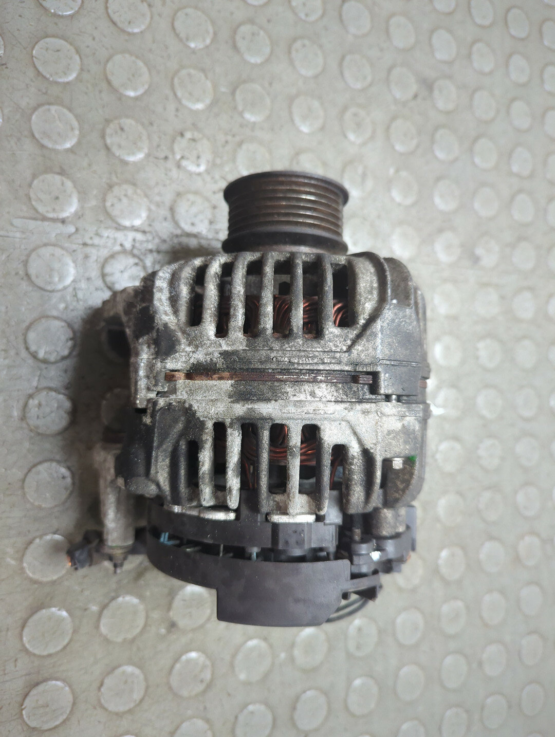 Генератор Volkswagen Beetle Б/У