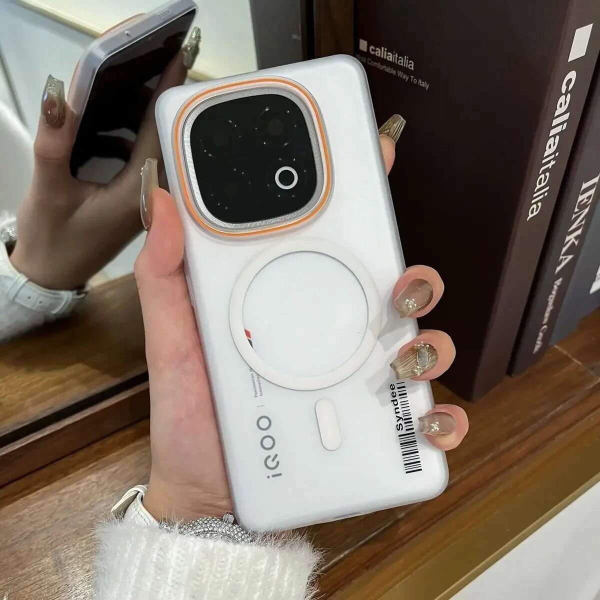 Чехол Для VIVO IQOO NEO 10 Magsafe Matte Pc Полупрозрачная Жесткая Обложка, Беспроводная Зарядка, Магнитный