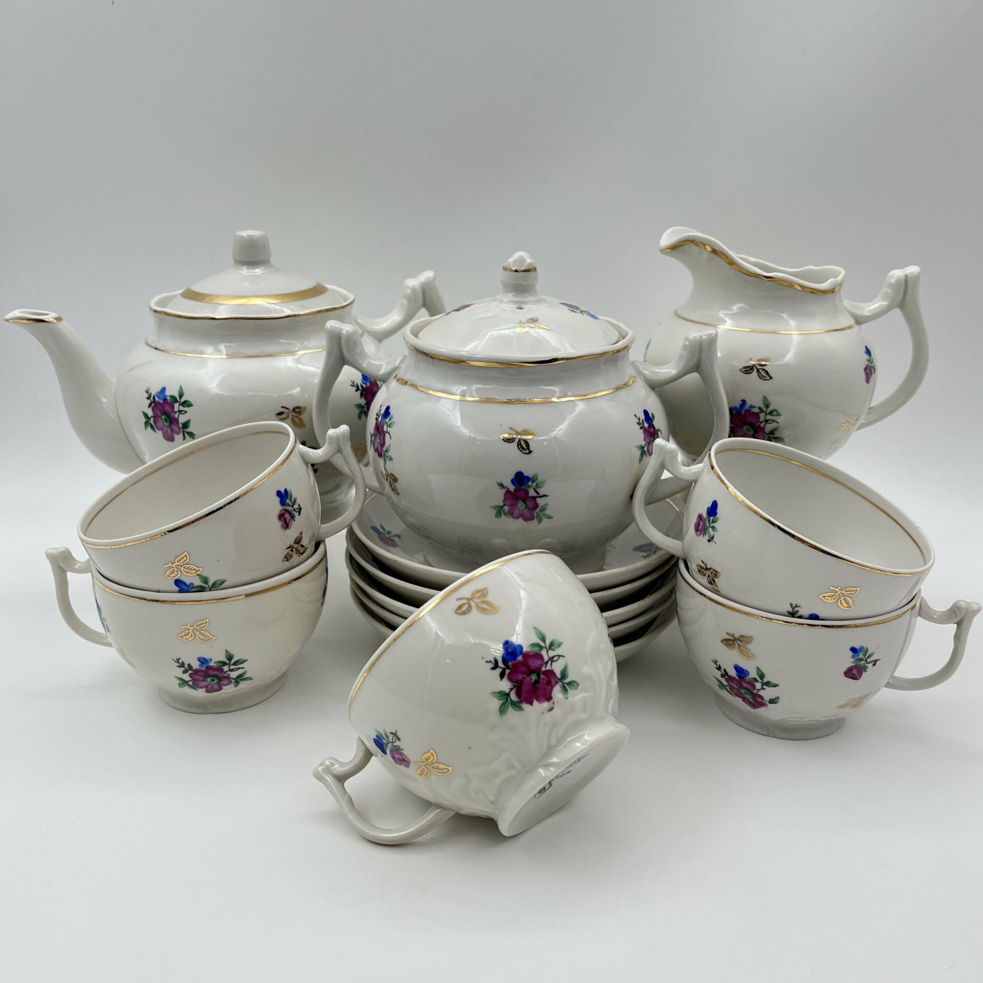 Сервиз чайный с цветочным декором на 5 персон (13 предметов), фарфор, деколь