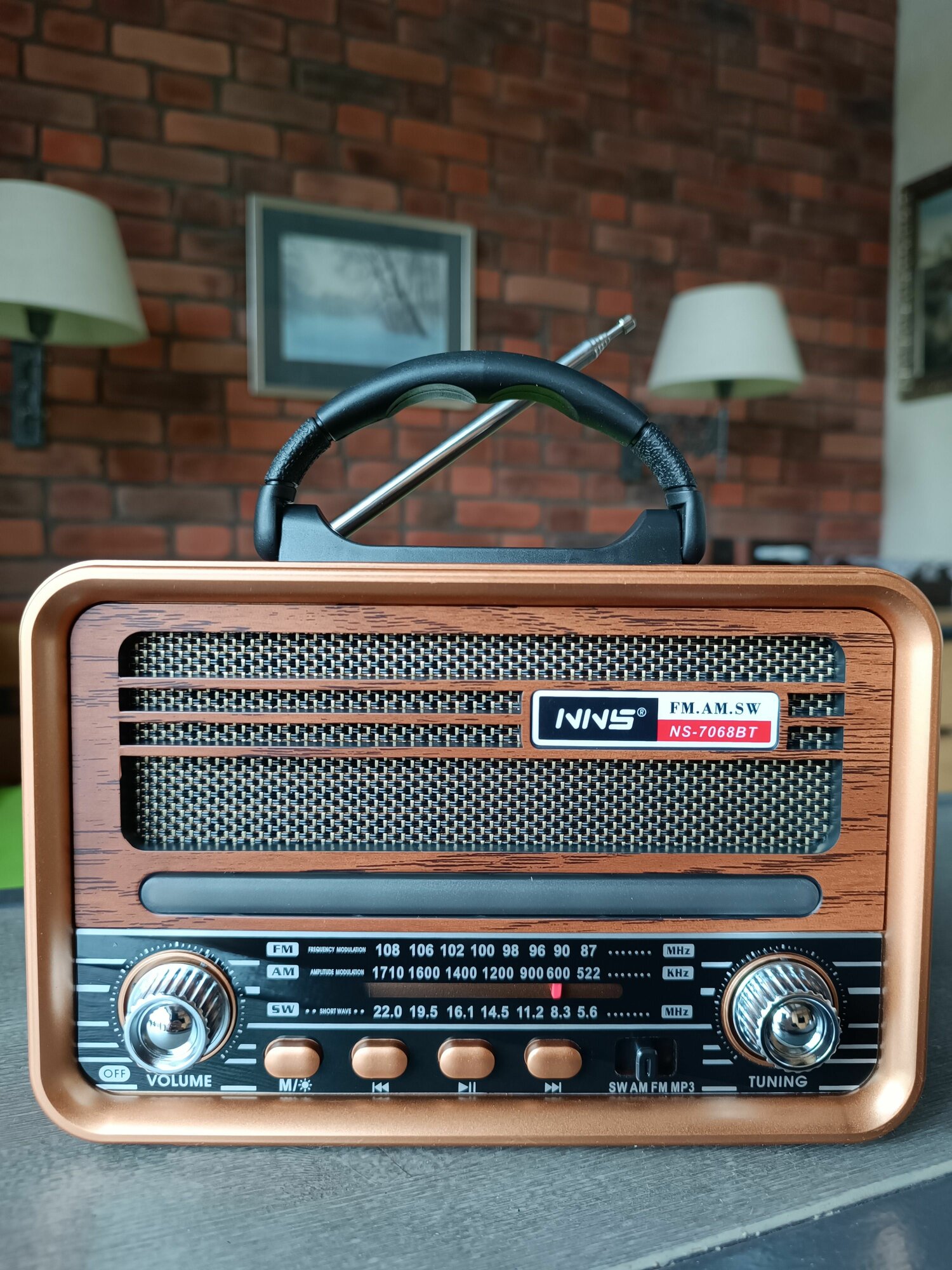 Радиоприемник в ретро стиле NNS NS-7068BT USB, MP3, Bluetooth