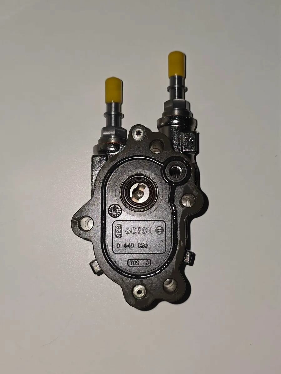 Насос топливоподкачивающий ЯМЗ-536 (Bosch)
