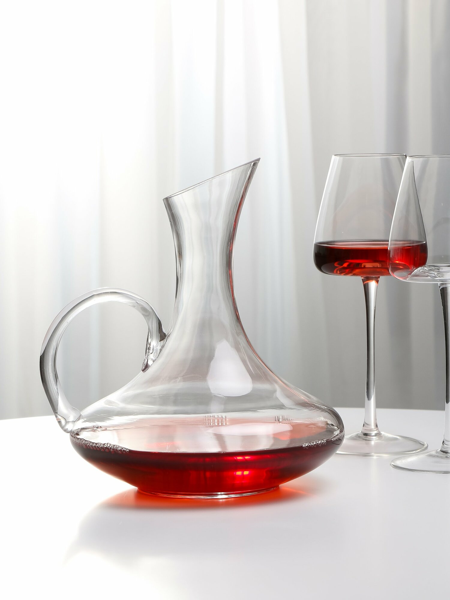 Стеклянный декантер 1.5 л, прозрачный графин для напитков, стильная посуда для сервировки стола, артикул Y6-6490/Y4-9175
