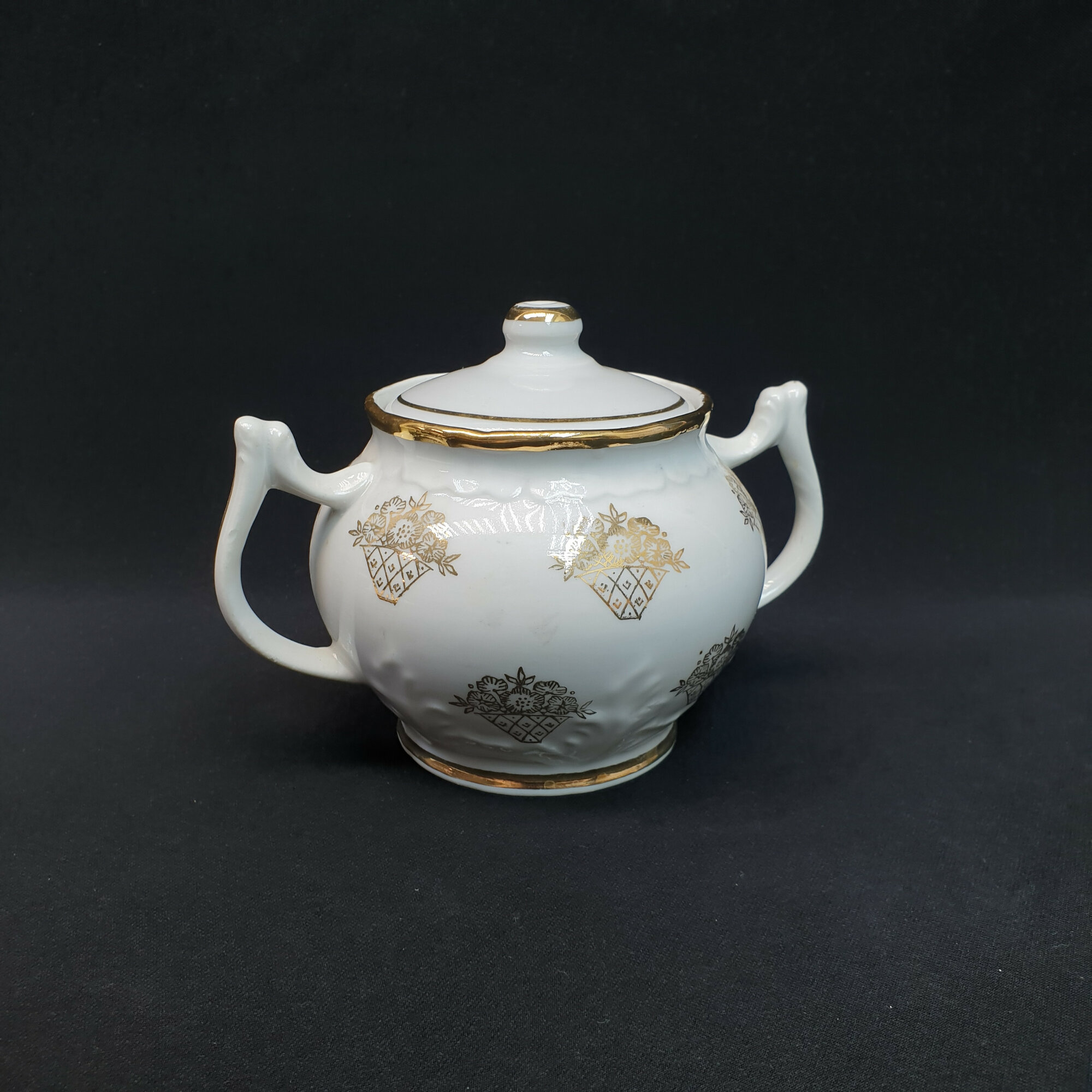 Винтажная сахарница Вербилки, фарфор 0.5 л, СССР