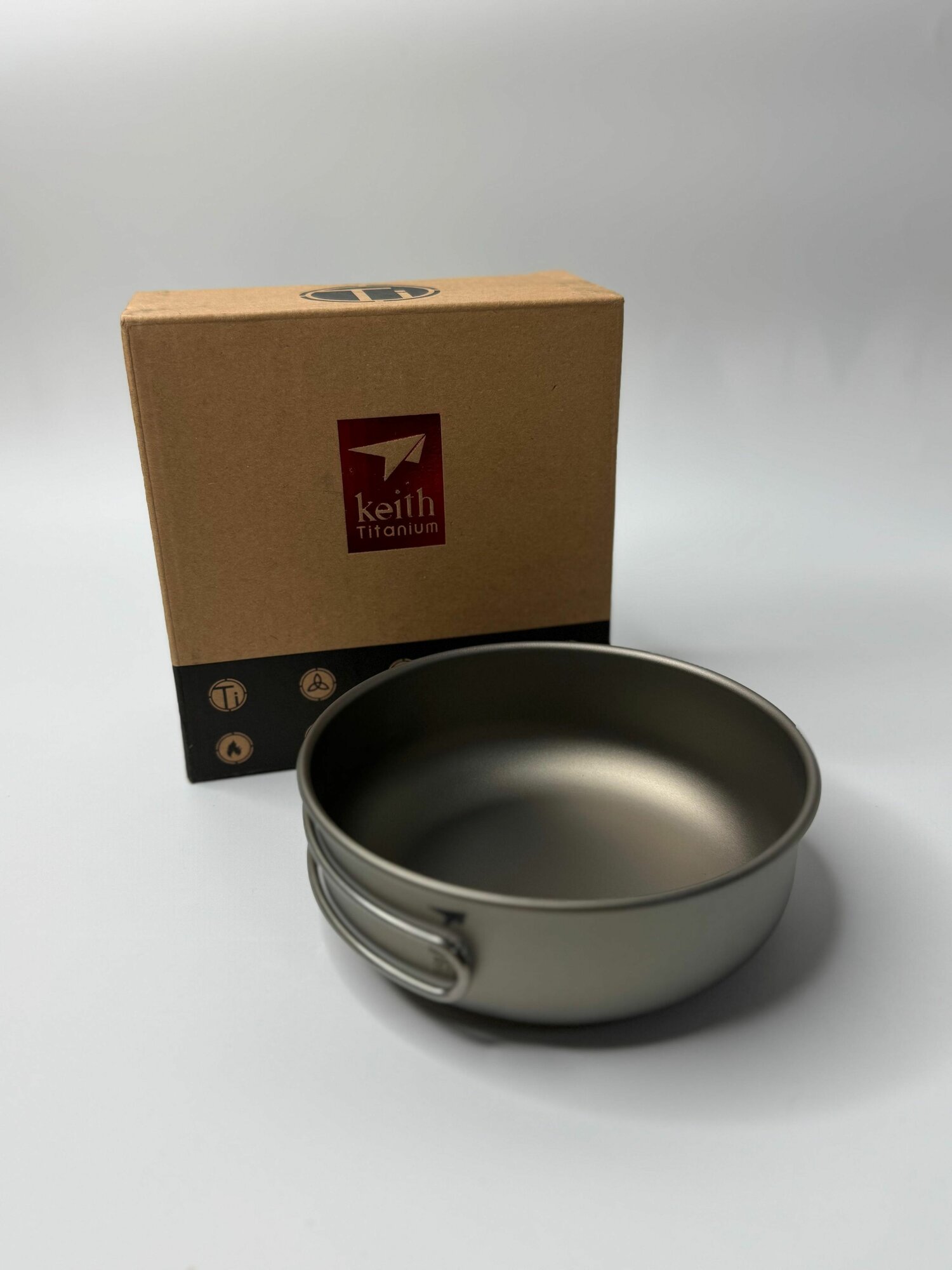 Миска титановая со складной ручкой и сетчатым чехлом Keith Titanium Ti5325 500ml