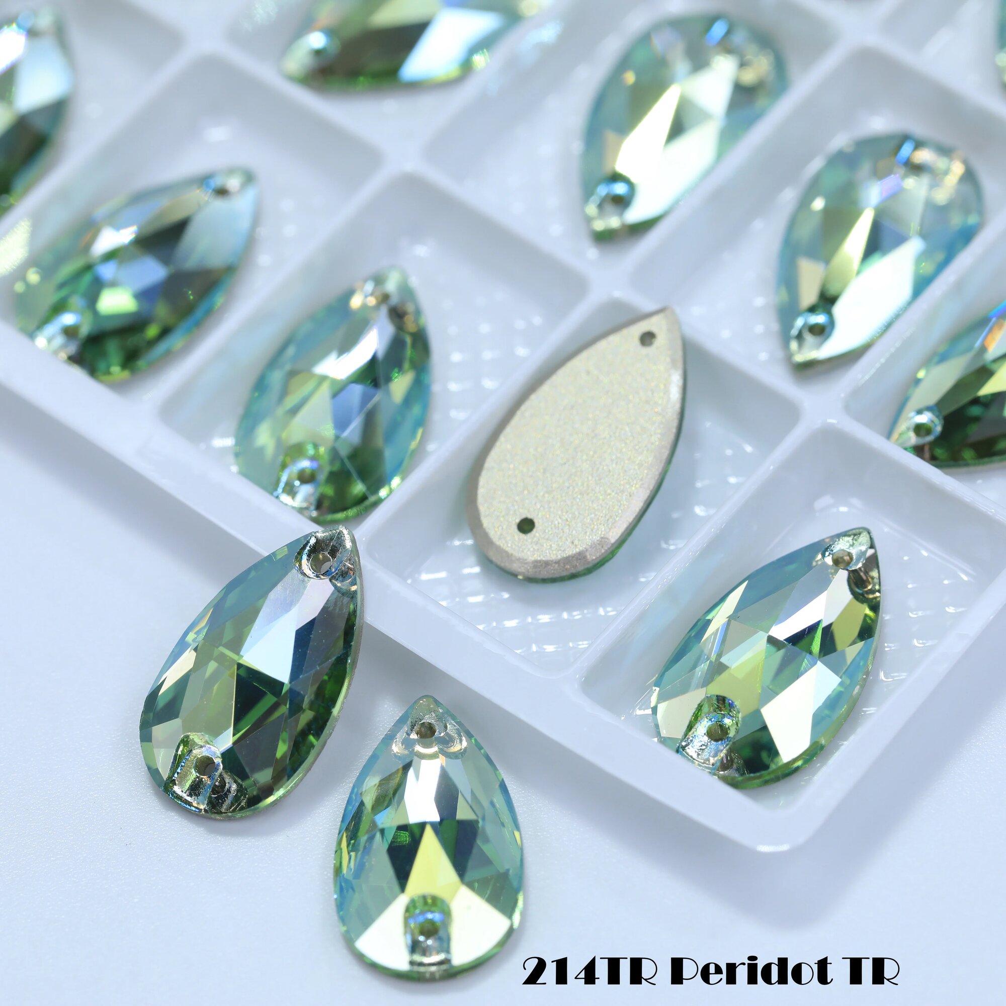 Стразы плоские Drop 214TR Peridot TR, 10.5x18 мм, изумрудные