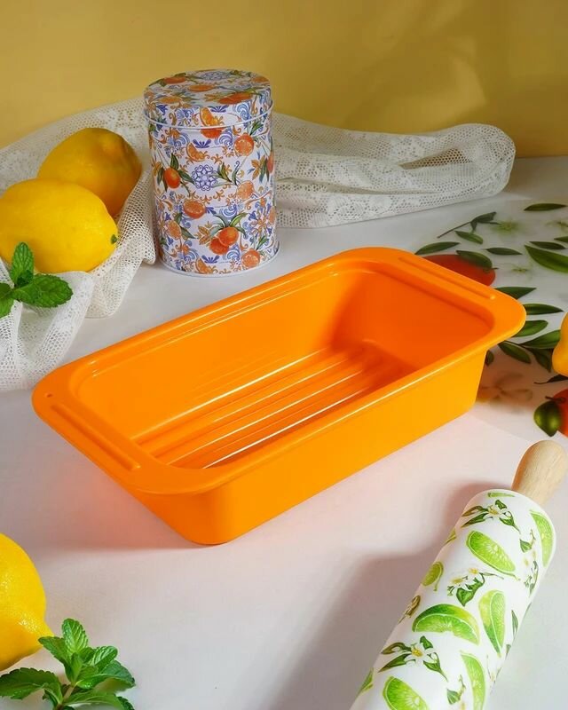 Форма для выпечки 13,5х25 см. из силикона яркий дизайн с удобными ручками для приготовления и сервировки кексов, запеканок