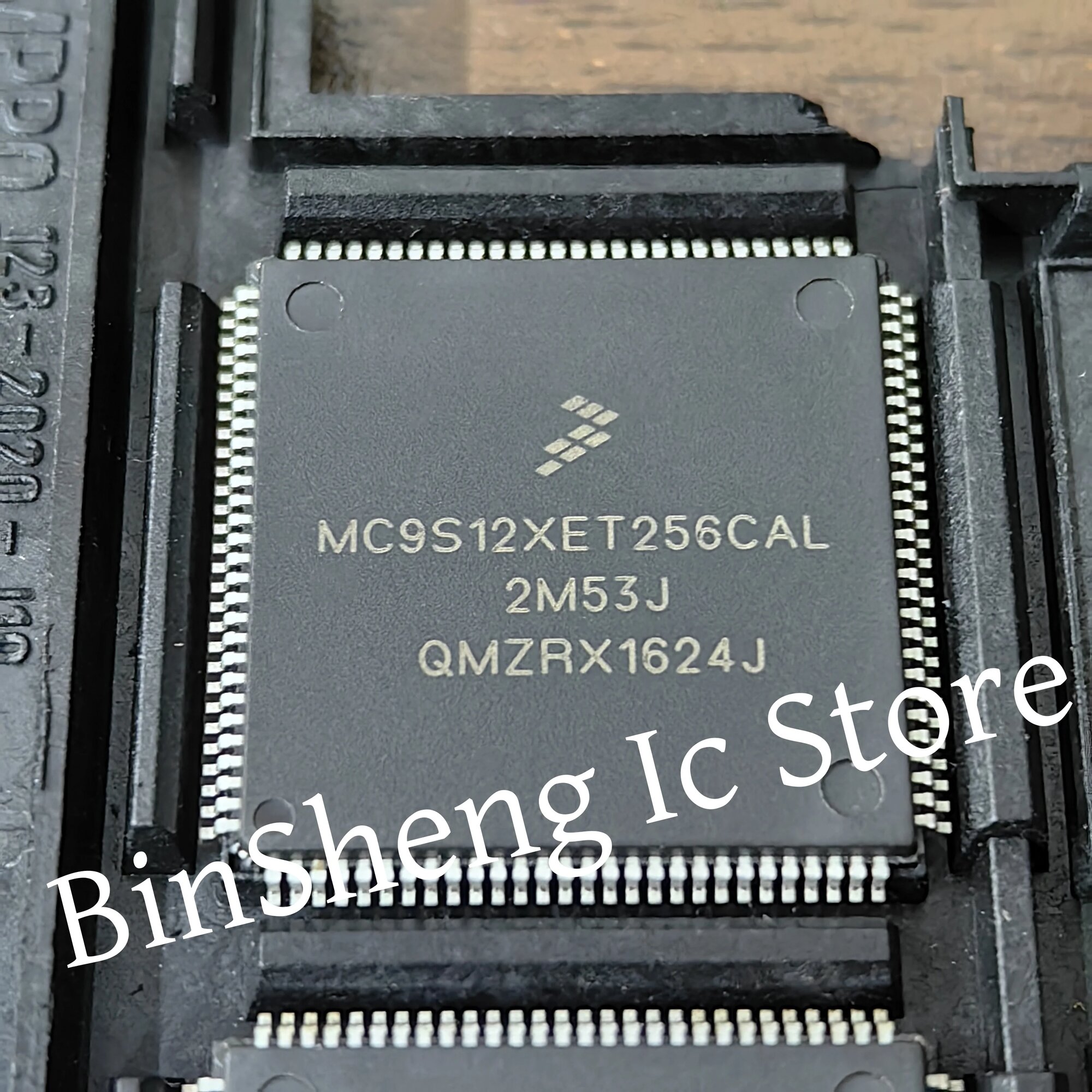 Микроконтроллер MC9S12XET256CAL