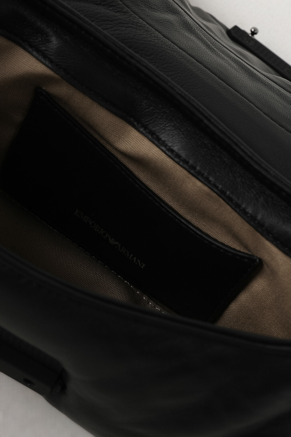 Сумка EMPORIO ARMANI, черный — фото 1