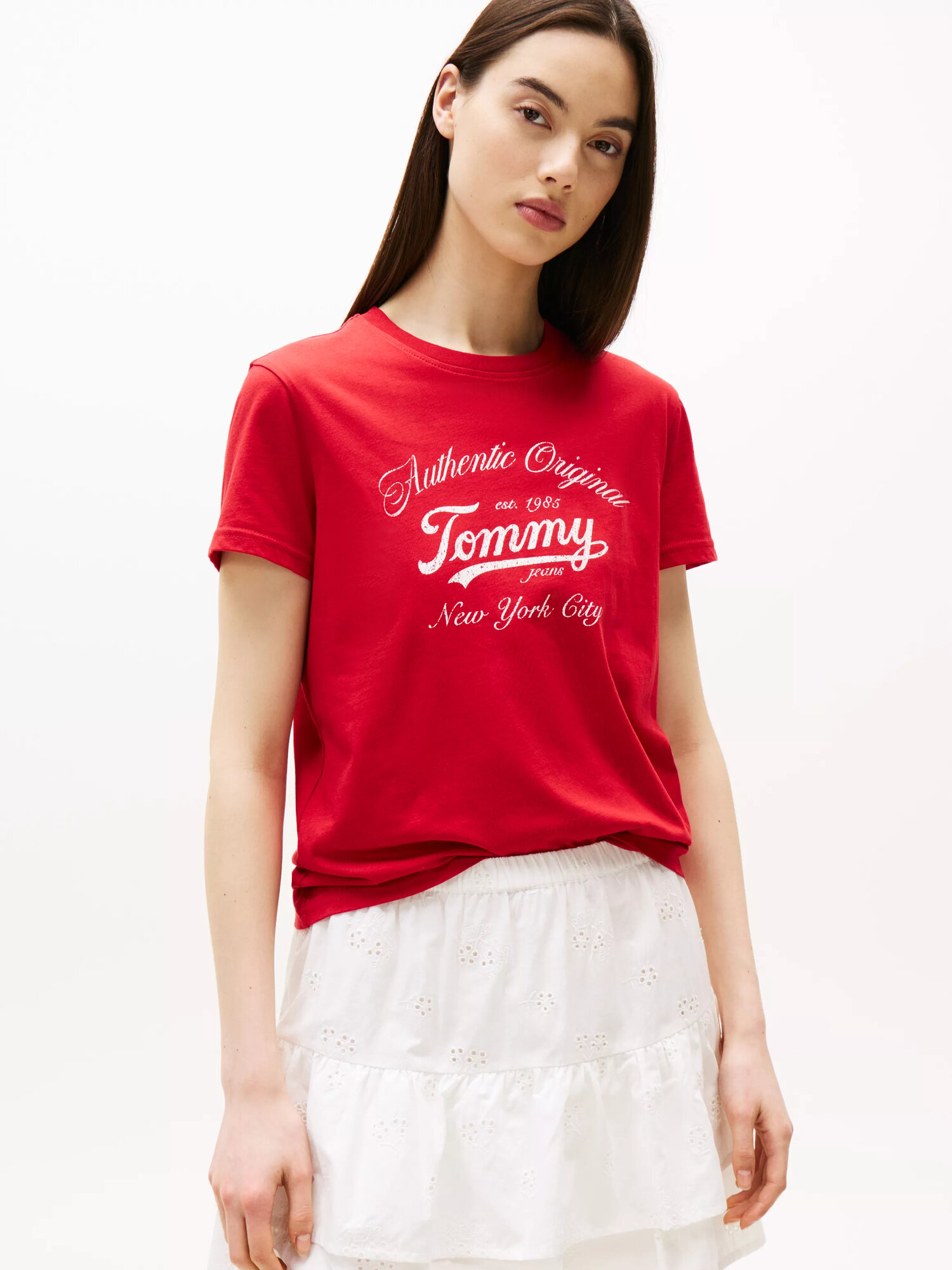 Футболка Tommy Jeans