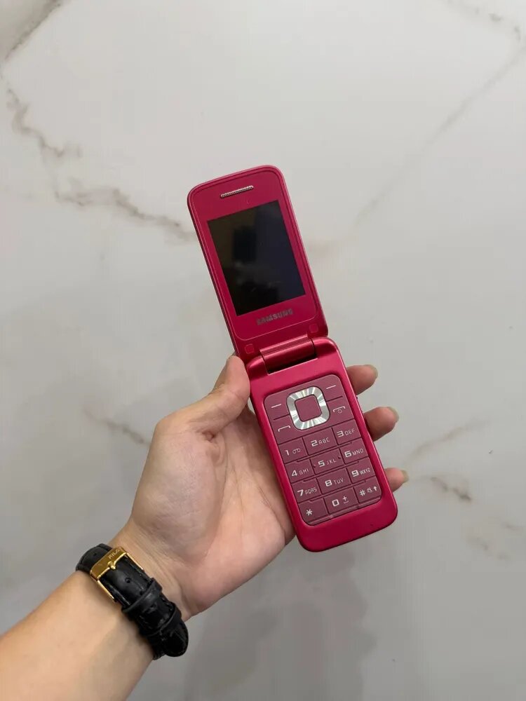 Samsung GT-C3520 бордовый 2G телефон-раскладушка с FM-радио и кнопкой SOS для пожилых людей