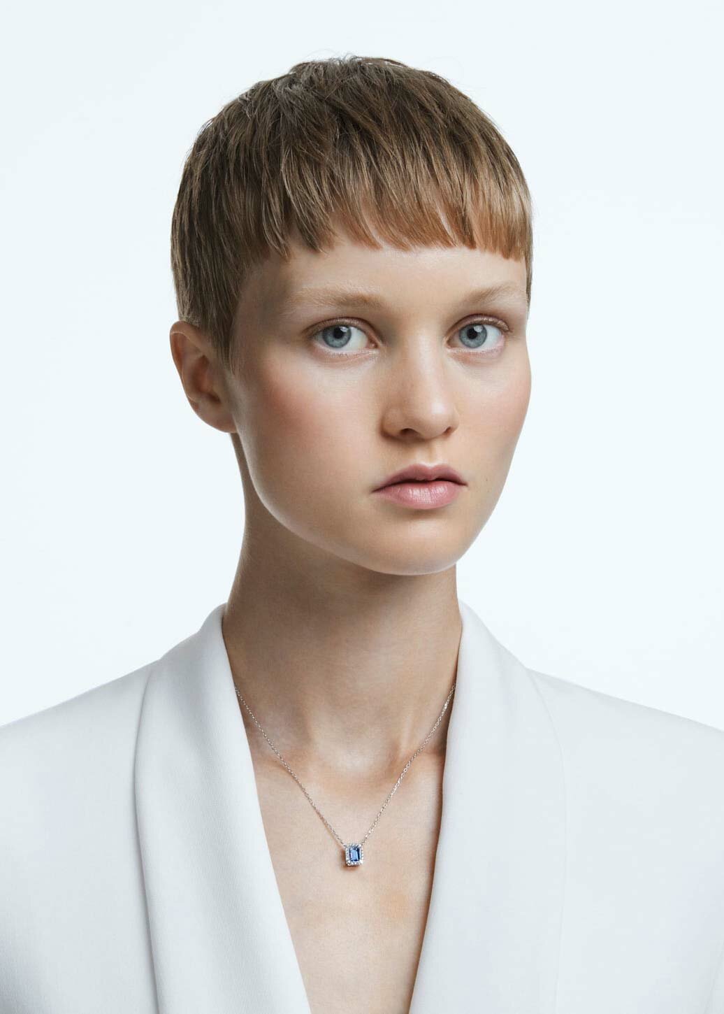 Колье, Swarovski Zirconia, кристаллы Swarovski