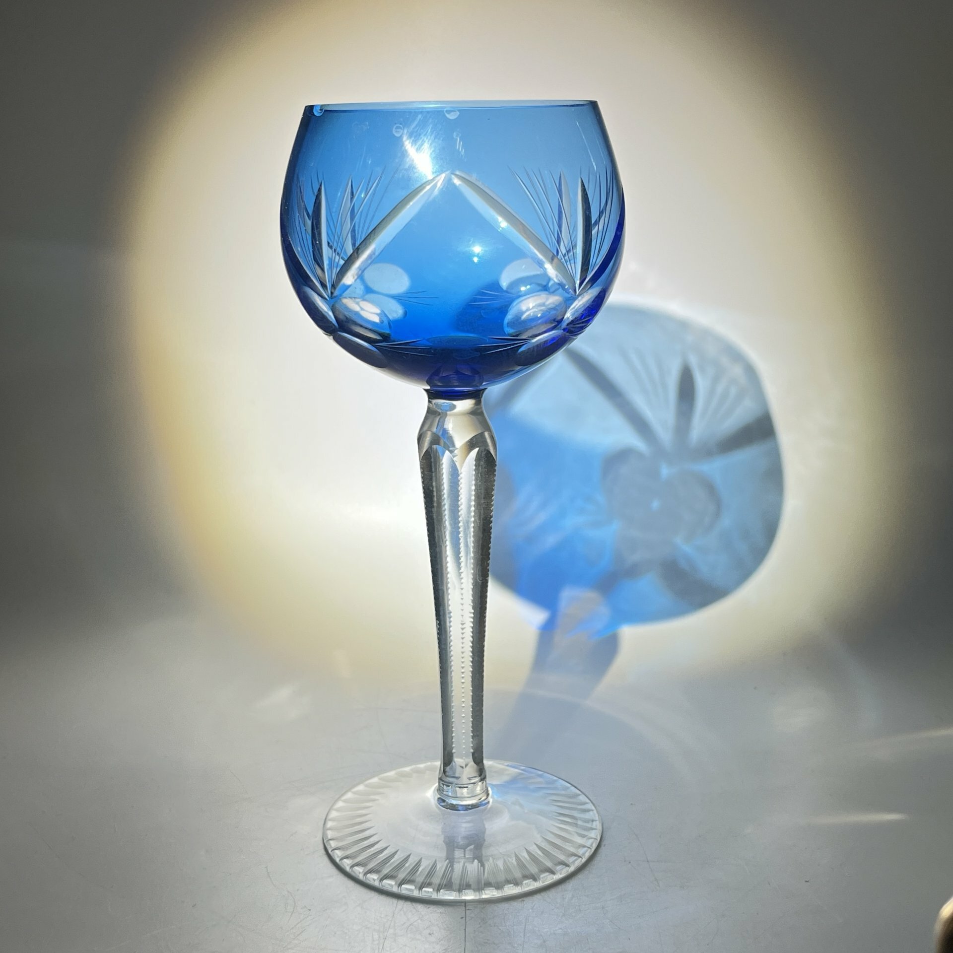 Фужер с резным декором в виде винограда, хрусталь, алмазная грань, Германия