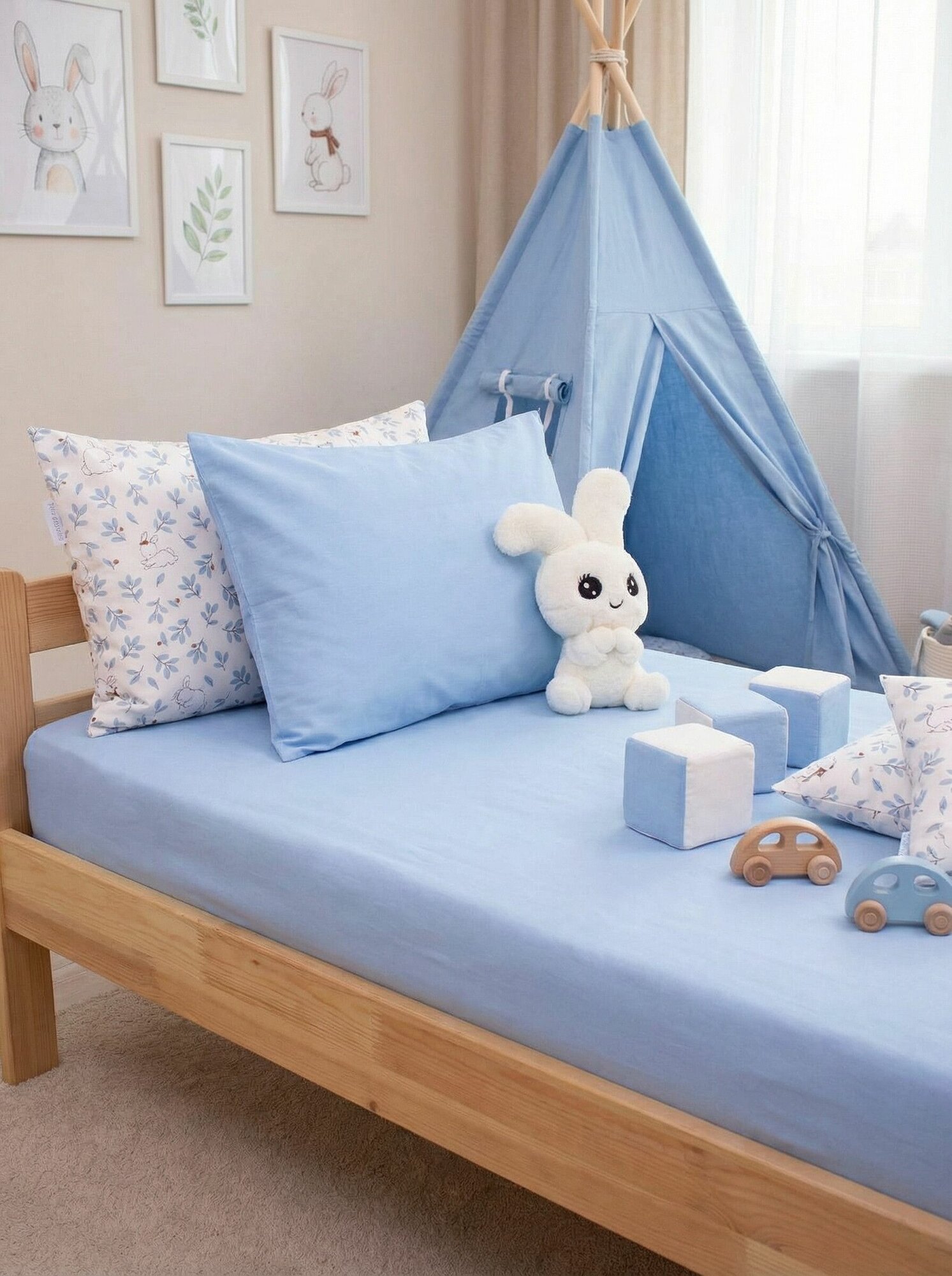 COROCOCO Простыня на резинке Голубое облако 180х90х22см.