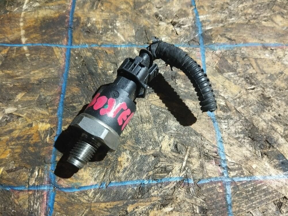 Датчик давления топлива Крайслер Вояджер 4 Б/У с пробегом