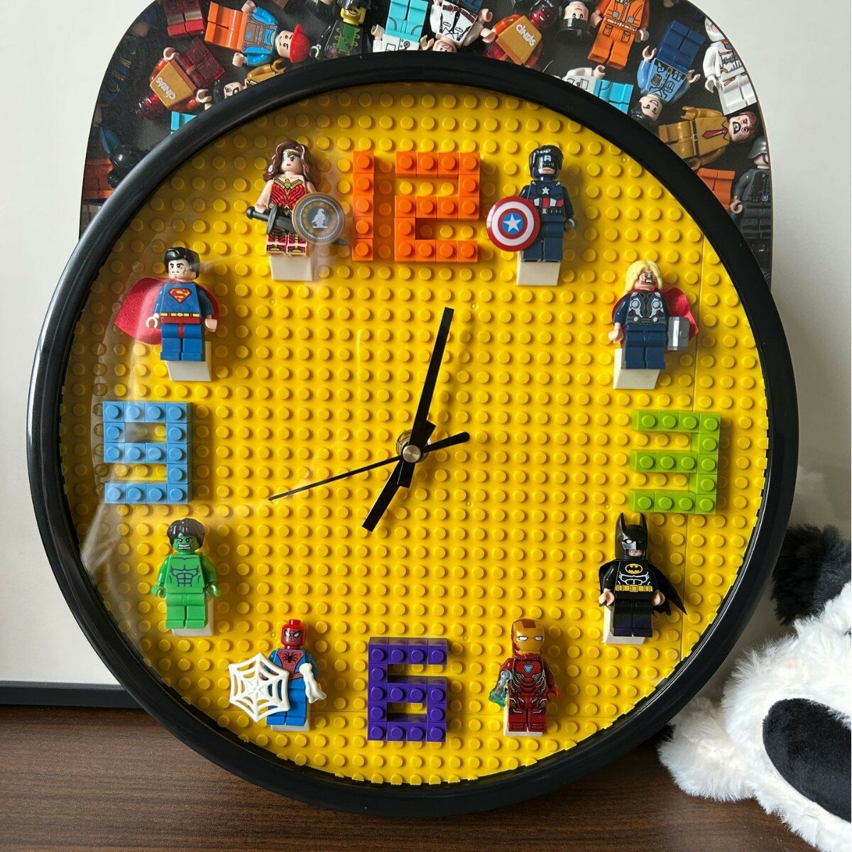 Часы с минифигуркой из мультфильма, совместимые с Lego, настенные часы, декор для детской комнаты, настенные часы для спальни, настенные часы