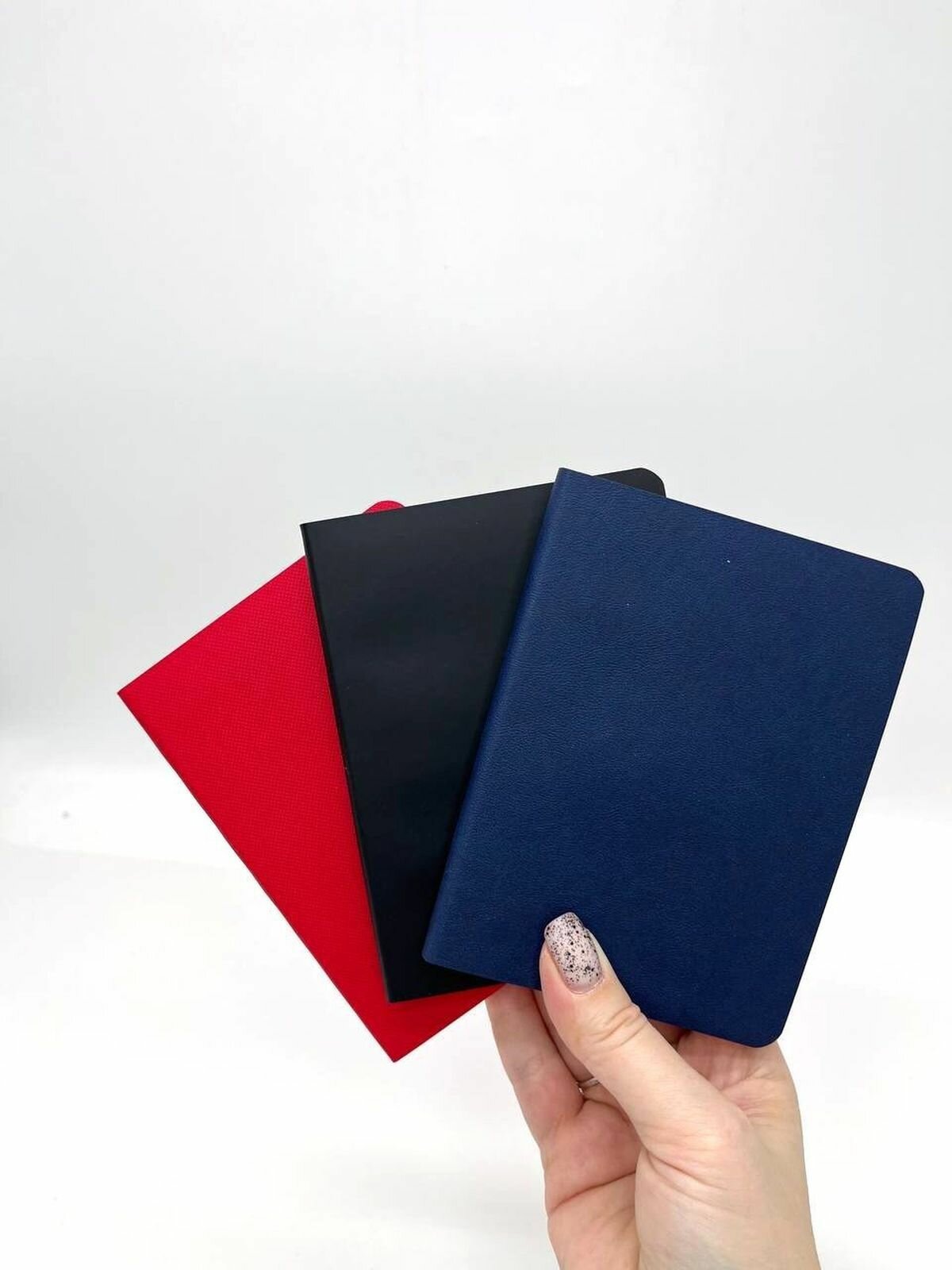 Набор 3 блокнота 88л (138*102мм) лин. графит, красный, т. синий (5447-11)