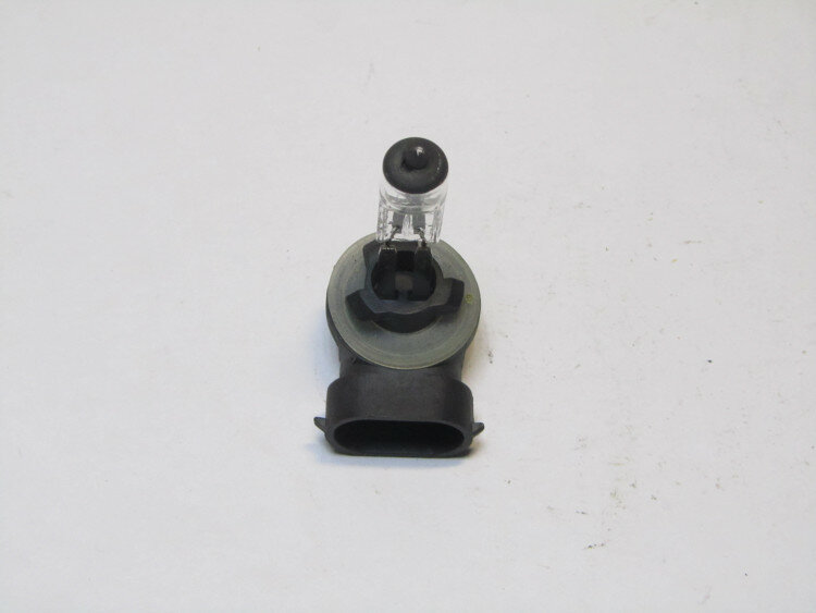 Лампа H27W2 гнутая 881-12V/27W 48040 89901302 для противотуманок PGJ13 L18127 галоген, - LYNXauto
