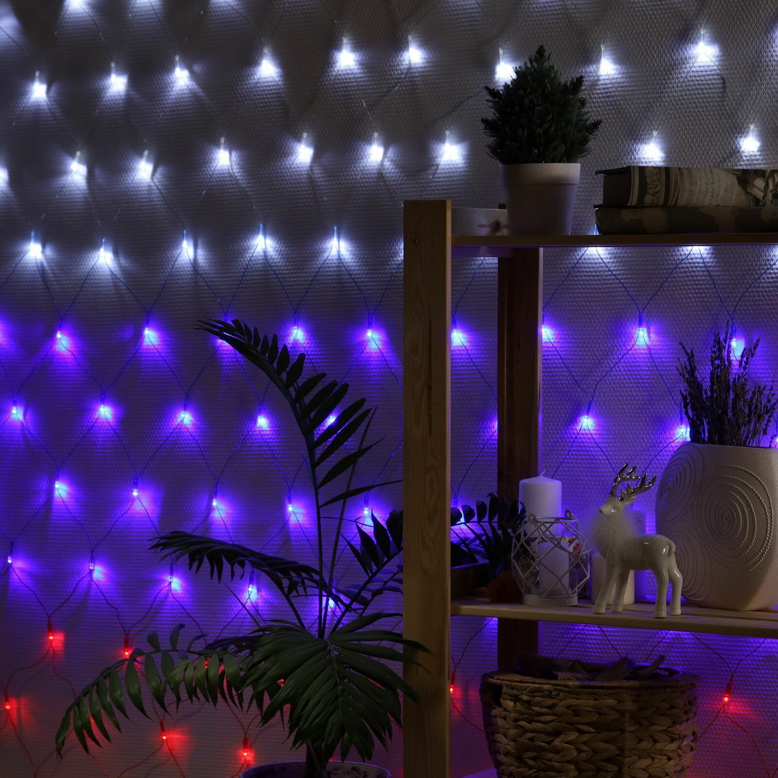 Гирлянда "Сеть" 1.6x1.6 м, IP20, прозрачная нить, 144 LED, свечение "Флаг России", 220 В