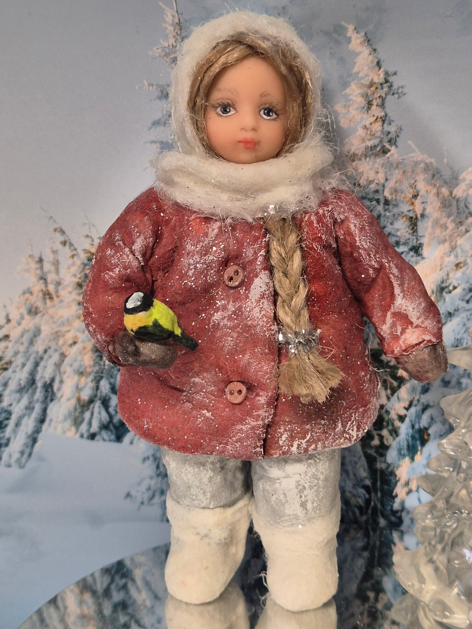 Ёлочная игрушка Affavatta, "Девочка с синичкой", 12см, ручная роспись