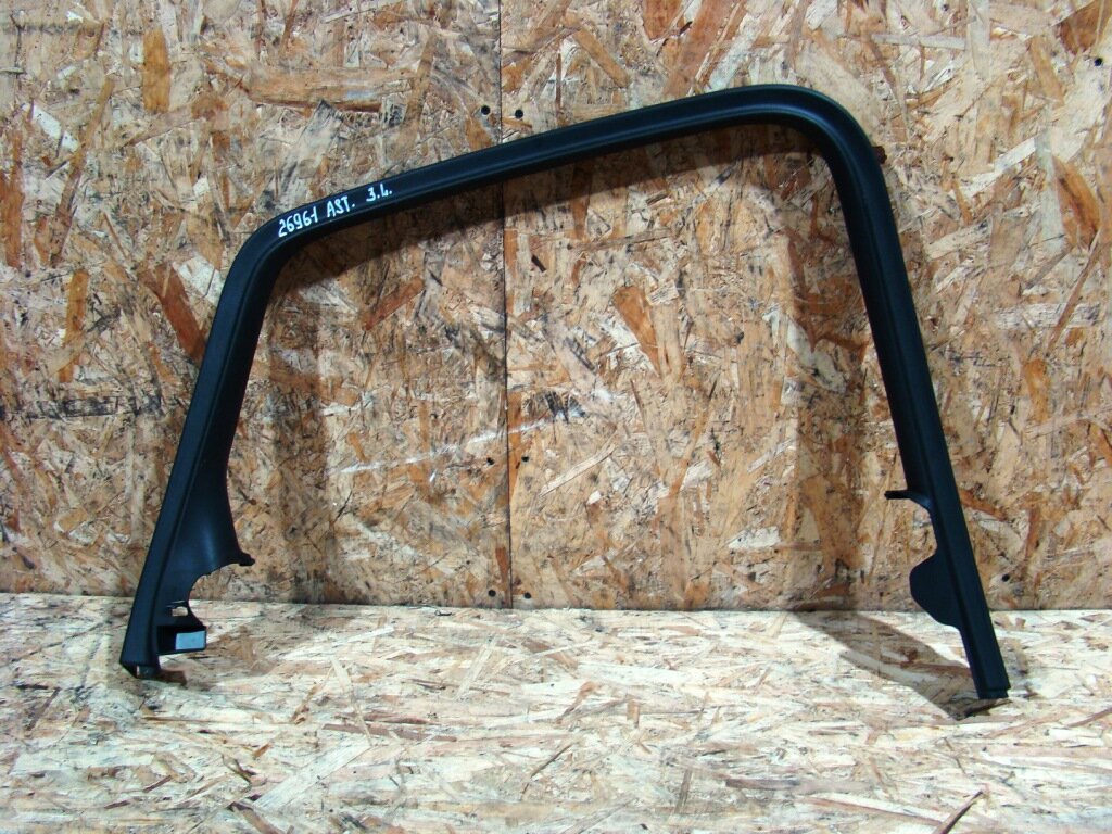 Opel Astra J Накладка двери задней левой 13264861