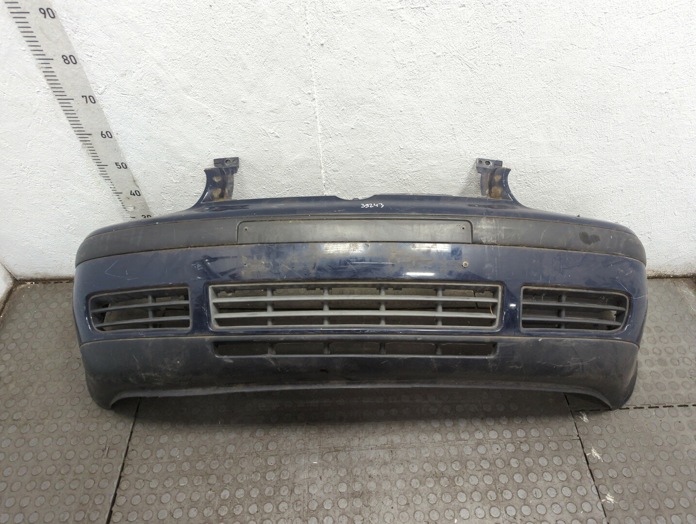 Бампер передний Volkswagen Golf 4 Б/У