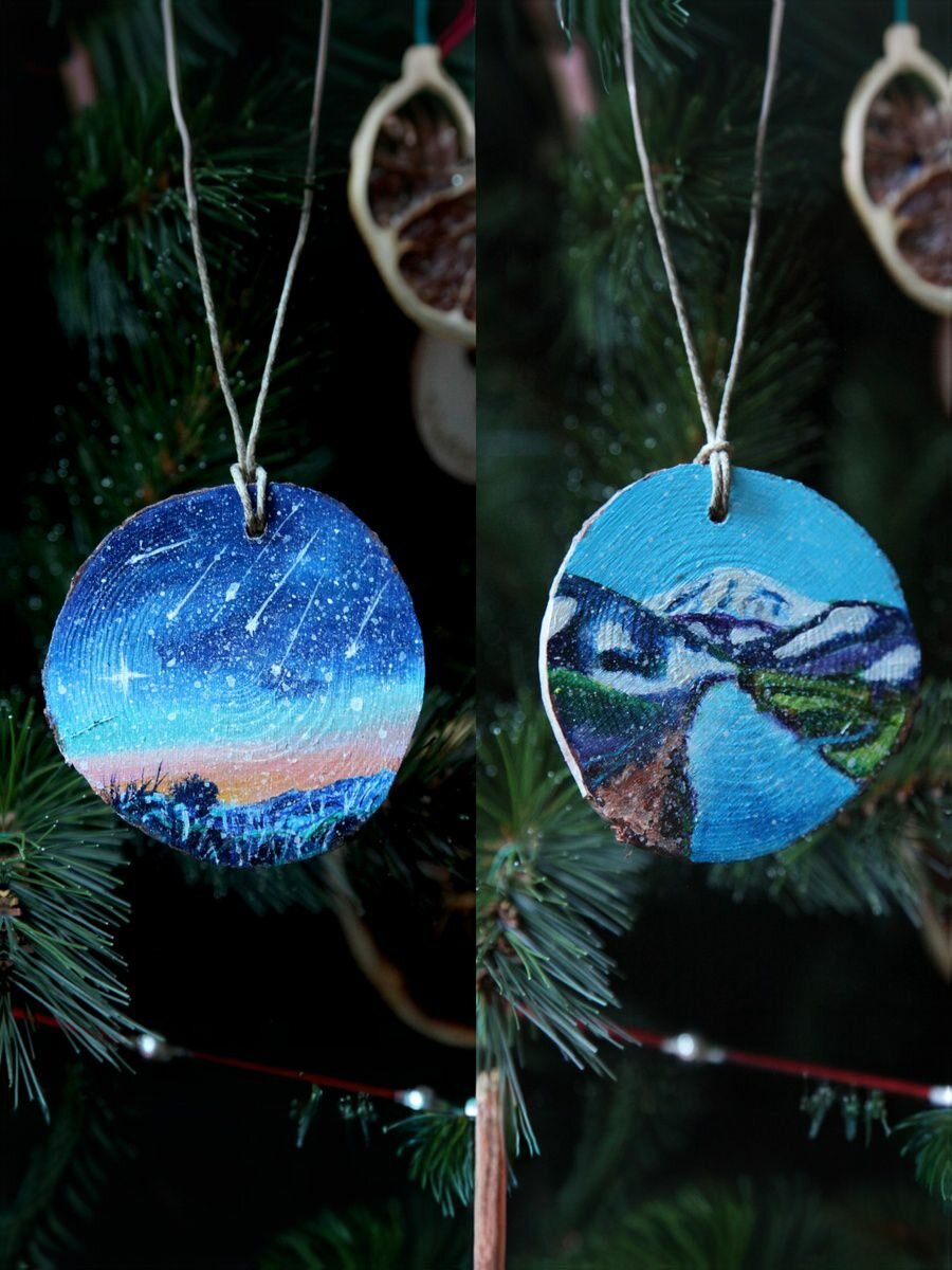 Игрушка на елку, двусторонний спил дерева с пейзажами, 7-9 см