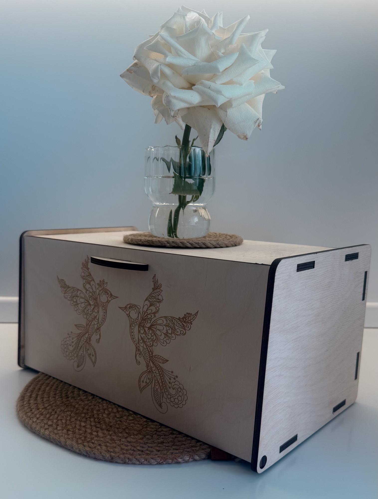 Хлебница ЭКО, деревянная с крышкой, 36x20,5x17 см, цвет светло-бежевый "птицы"