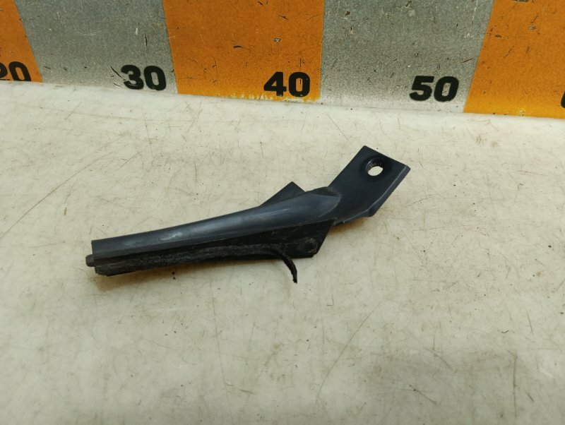 Б/У лобового стекла Накладка Nissan Murano 2003 Z50 Лев. 497480 NISSAN арт. 72763CB01A