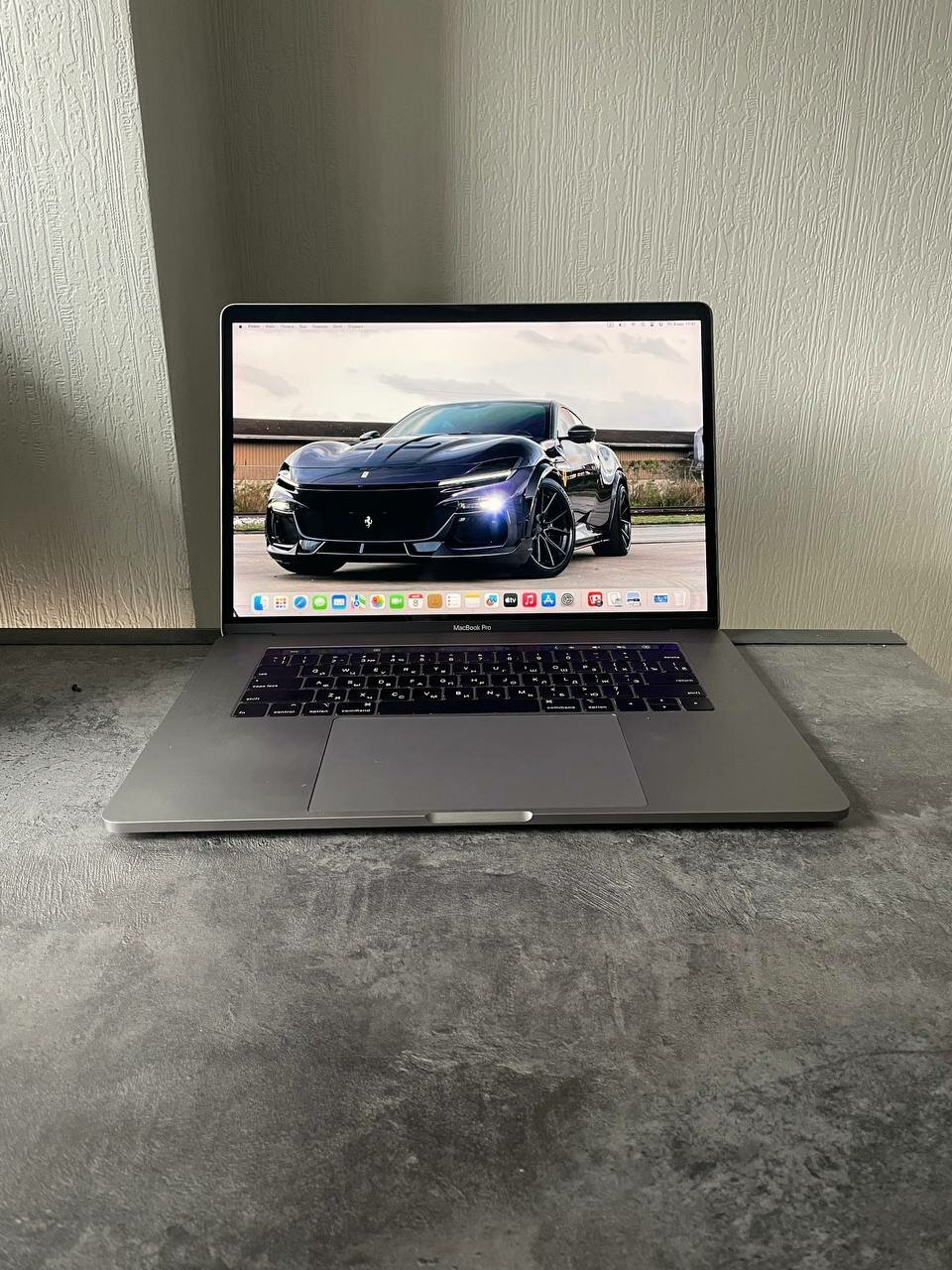 15.4" Ноутбук Apple MacBook Pro 15 2018, 2880x1800, Intel Core i7, 2.6 ГГц, RAM 16 ГБ, SSD 256 ГБ, Radeon Pro 555x