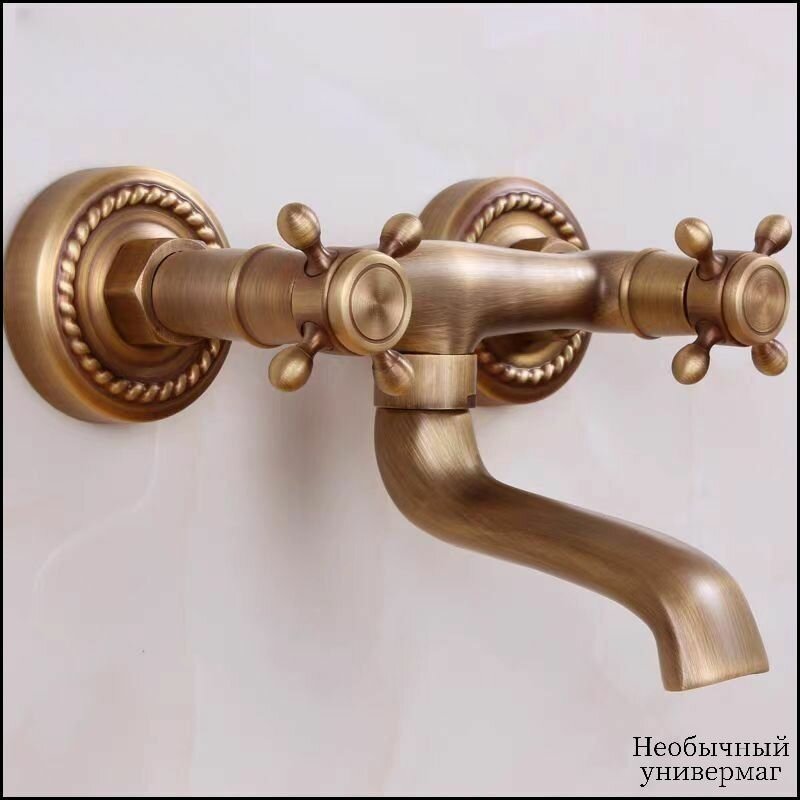Эксклюзивный настенный смеситель для ванной комнаты в ретро стиле, выполненный из меди, оснащен двойной ручкой для подачи горячей и холодной воды