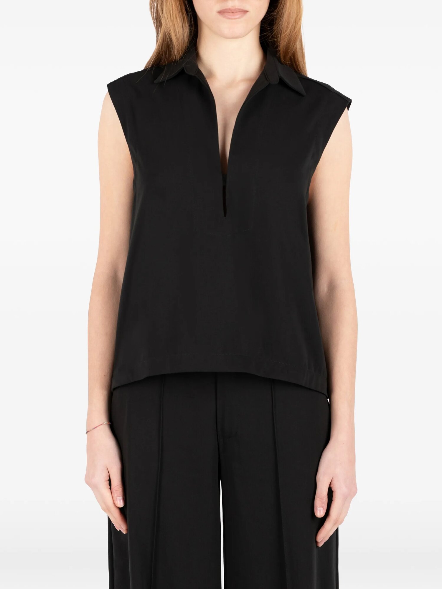 Топ Sleeveless top