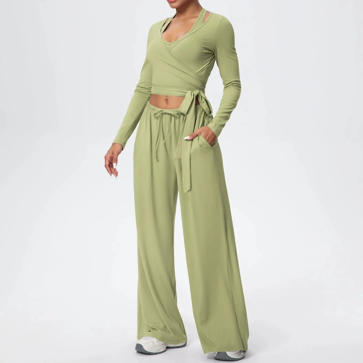 Костюм спортивный