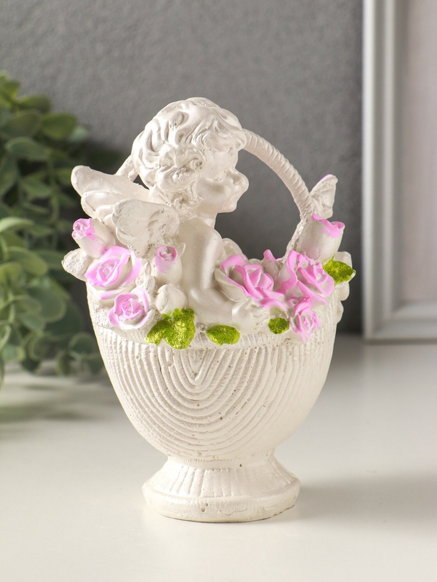 Статуэтка Сима-ленд "Ангел в корзине", гипс, 13x10x8 см, белый с росписью