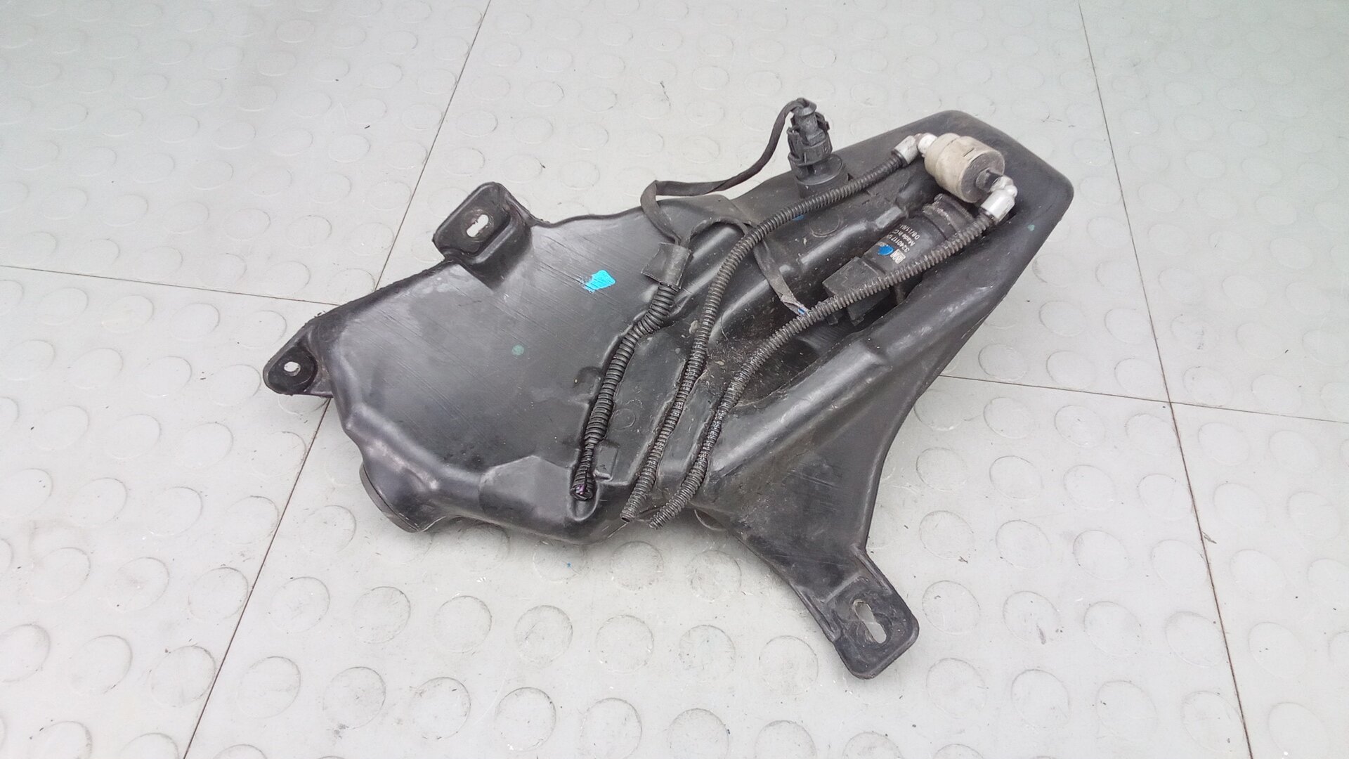 Бачок омывателя OPEL ASTRA J